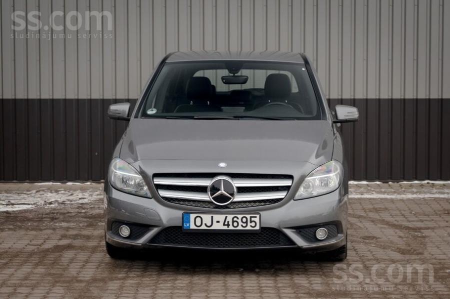 Pelēks Mercedes-Benz B 180 2014 Tukums, ar dzinēja tilpumu 1.50 L un nobraukumu 214 tūkst. km par 8490 €, foto 3 vietnē AUTOMOTO.COM.LV