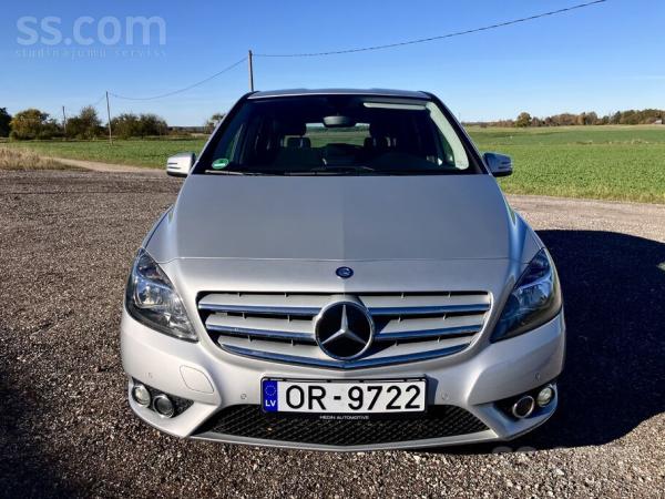 Pelēks Mercedes-Benz B 180 2014 Talsi, ar dzinēja tilpumu 1.50 L un nobraukumu 216 tūkst. km par 7500 €, foto 9 vietnē AUTOMOTO.COM.LV