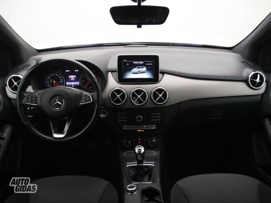 Grey Mercedes-Benz B 180 2015 in Vilnius, with an engine capacity of 1.50 L and mileage of 153 thousand km for 8999 €, photo 2 on AUTOMOTO.COM.LV