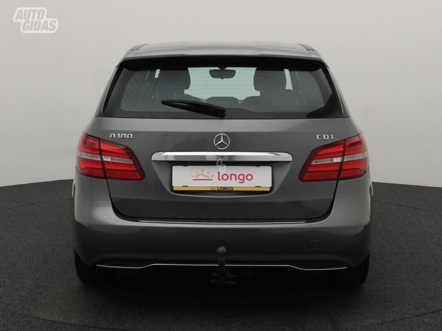 Grey Mercedes-Benz B 180 2015 in Vilnius, with an engine capacity of 1.50 L and mileage of 153 thousand km for 8999 €, photo 5 on AUTOMOTO.COM.LV