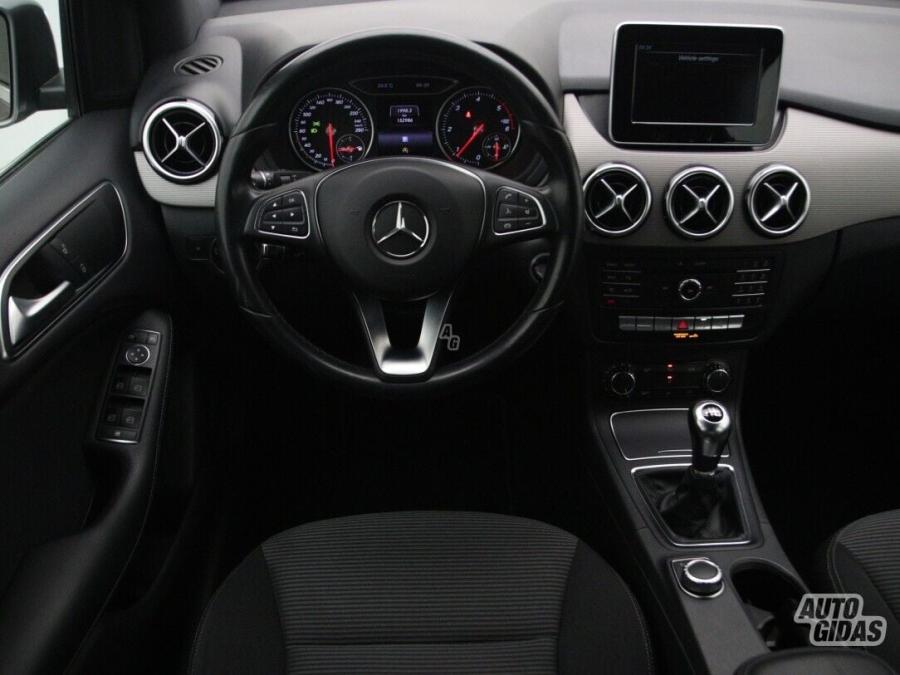 Grey Mercedes-Benz B 180 2015 in Vilnius, with an engine capacity of 1.50 L and mileage of 153 thousand km for 8999 €, photo 17 on AUTOMOTO.COM.LV