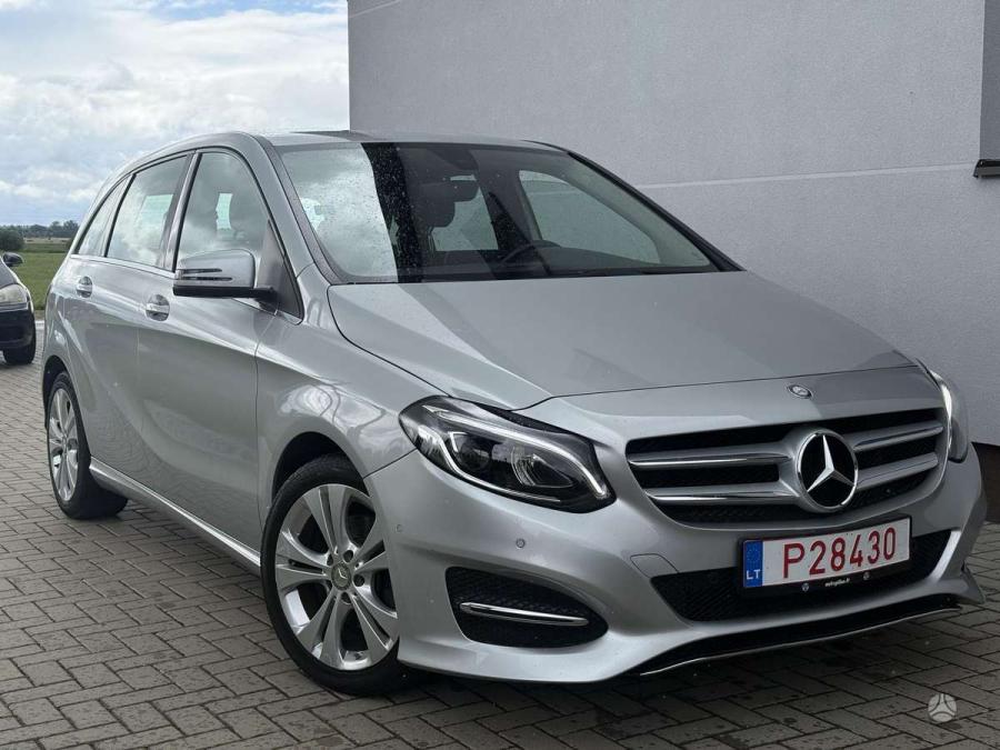Grey Mercedes-Benz B 180 2015 in Raseiniai, with an engine capacity of 1.60 L and mileage of 153 thousand km for 7999 €, photo 4 on AUTOMOTO.COM.LV