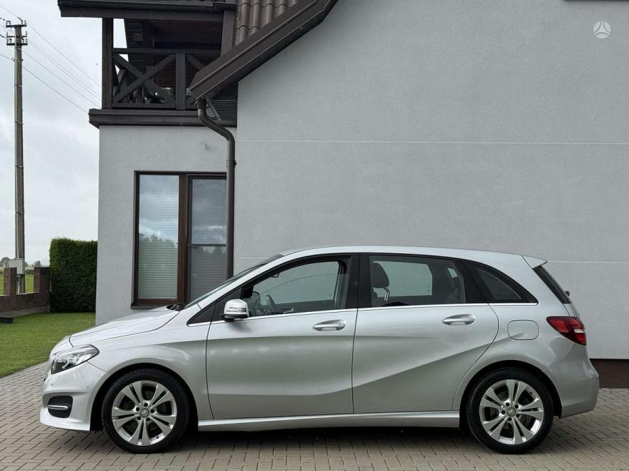 Grey Mercedes-Benz B 180 2015 in Raseiniai, with an engine capacity of 1.60 L and mileage of 153 thousand km for 7999 €, photo 8 on AUTOMOTO.COM.LV