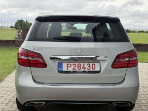 Grey Mercedes-Benz B 180 2015 in Raseiniai, with an engine capacity of 1.60 L and mileage of 153 thousand km for 7999 €, photo 11 on AUTOMOTO.COM.LV