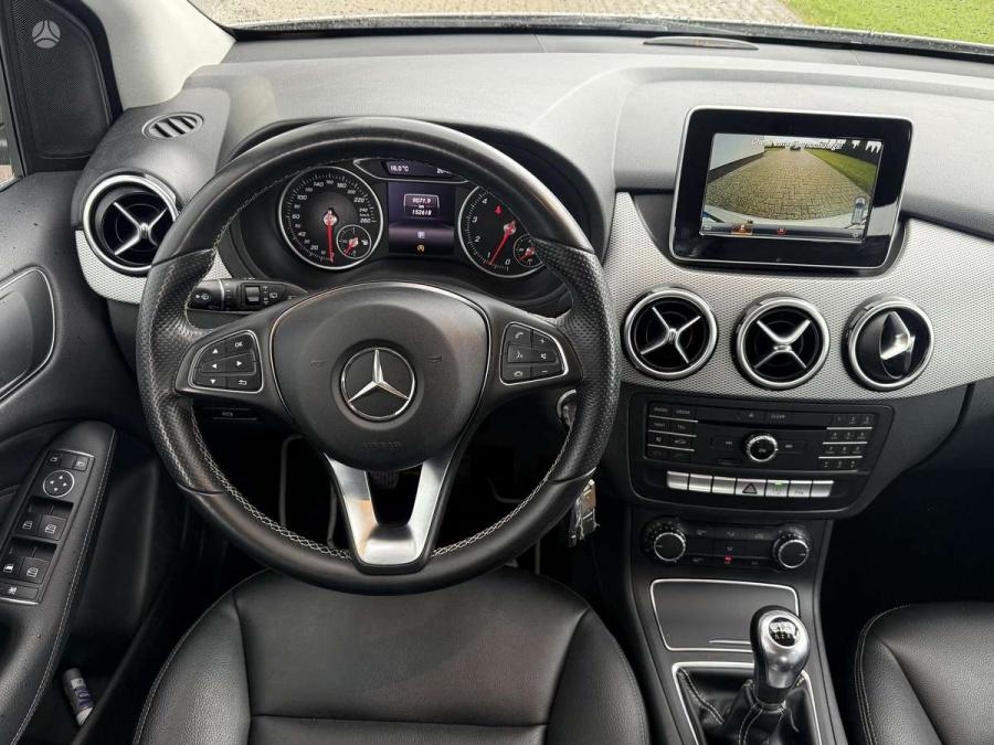 Grey Mercedes-Benz B 180 2015 in Raseiniai, with an engine capacity of 1.60 L and mileage of 153 thousand km for 7999 €, photo 12 on AUTOMOTO.COM.LV