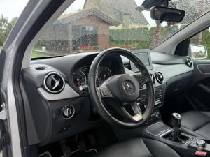 Grey Mercedes-Benz B 180 2015 in Raseiniai, with an engine capacity of 1.60 L and mileage of 153 thousand km for 7999 €, photo 15 on AUTOMOTO.COM.LV