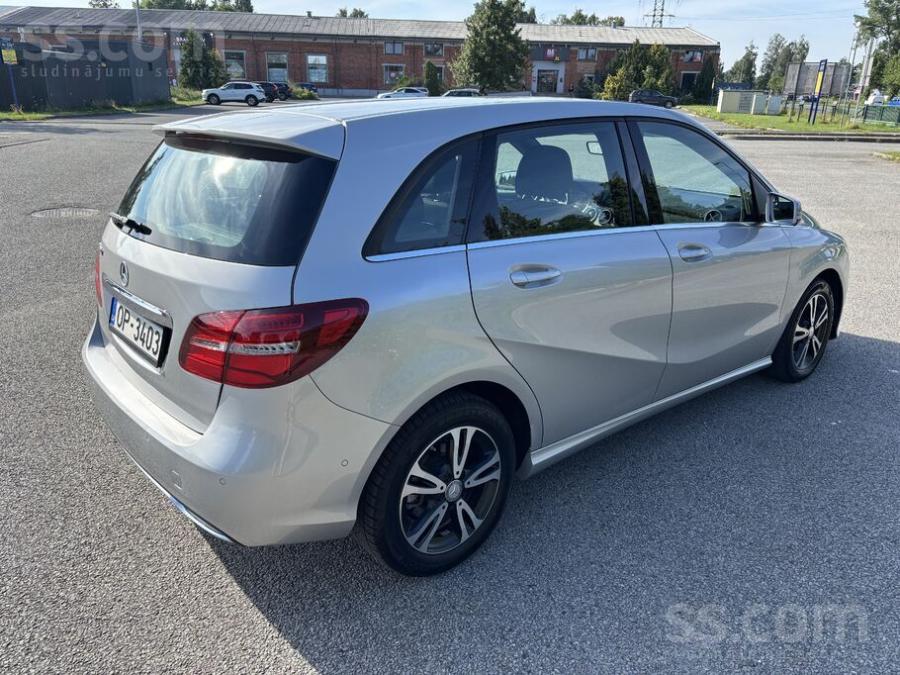 Grey Mercedes-Benz B 180 2017 in Riga, with an engine capacity of 1.50 L and mileage of 128 thousand km for 11900 €, photo 3 on AUTOMOTO.COM.LV
