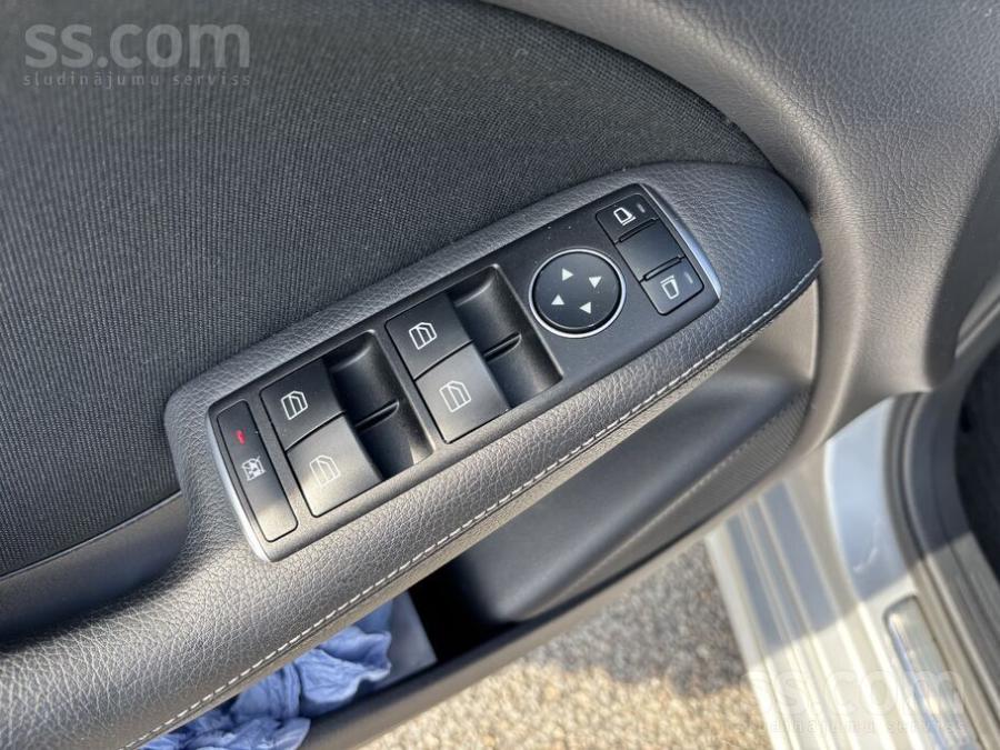 Grey Mercedes-Benz B 180 2017 in Riga, with an engine capacity of 1.50 L and mileage of 128 thousand km for 11900 €, photo 14 on AUTOMOTO.COM.LV