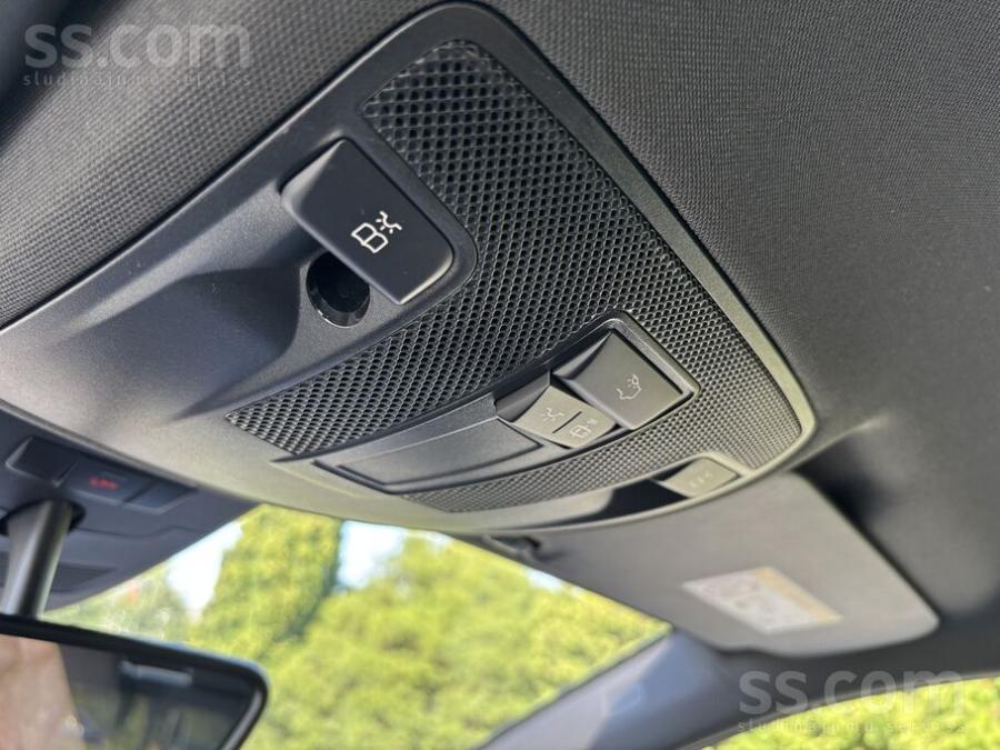Grey Mercedes-Benz B 180 2017 in Riga, with an engine capacity of 1.50 L and mileage of 128 thousand km for 11900 €, photo 18 on AUTOMOTO.COM.LV