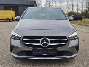 Pelēks Mercedes-Benz B 180 2020 Rokiškis, ar dzinēja tilpumu 1.46 L un nobraukumu 239 tūkst. km par 10850 €, foto  vietnē AUTOMOTO.COM.LV