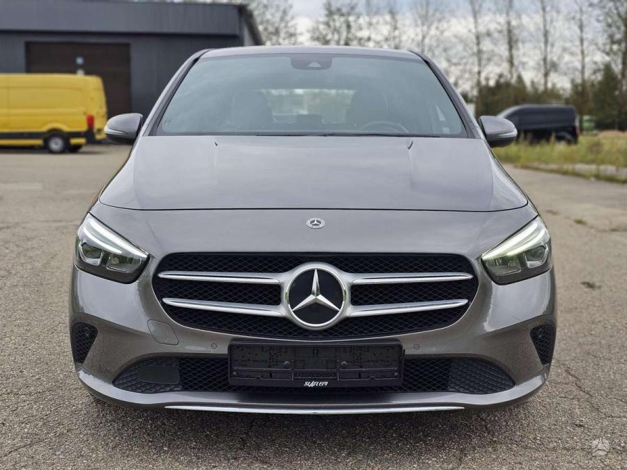 Pelēks Mercedes-Benz B 180 2020 Rokiškis, ar dzinēja tilpumu 1.46 L un nobraukumu 239 tūkst. km par 10850 €, foto 1 vietnē AUTOMOTO.COM.LV
