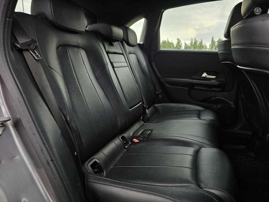 Pelēks Mercedes-Benz B 180 2020 Rokiškis, ar dzinēja tilpumu 1.46 L un nobraukumu 239 tūkst. km par 10850 €, foto 12 vietnē AUTOMOTO.COM.LV