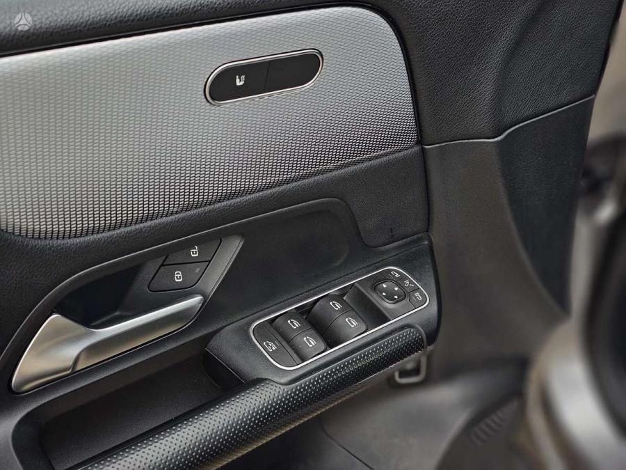 Pelēks Mercedes-Benz B 180 2020 Rokiškis, ar dzinēja tilpumu 1.46 L un nobraukumu 239 tūkst. km par 10850 €, foto 21 vietnē AUTOMOTO.COM.LV