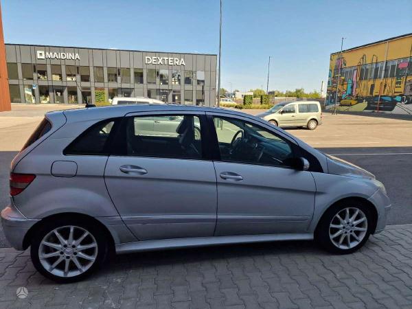 Pelēks Mercedes-Benz B 180 2005 Viļņa, ar dzinēja tilpumu 1.99 L un nobraukumu 274 tūkst. km par 1250 €, foto 7 vietnē AUTOMOTO.COM.LV