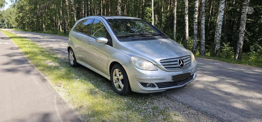 Grey Mercedes-Benz B 180 2005 in Pasvalys, with an engine capacity of 1.99 L and mileage of 384 thousand km for 1150 €, photo 4 on AUTOMOTO.COM.LV