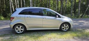 Grey Mercedes-Benz B 180 2005 in Pasvalys, with an engine capacity of 1.99 L and mileage of 384 thousand km for 1150 €, photo 5 on AUTOMOTO.COM.LV