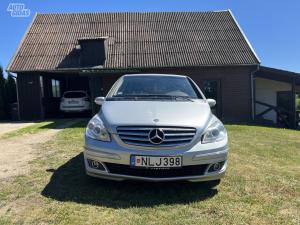 Grey Mercedes-Benz B 180 2006 in Mazeikiai, with an engine capacity of 2.00 L and mileage of 197 thousand km for 2300 €, photo  on AUTOMOTO.COM.LV