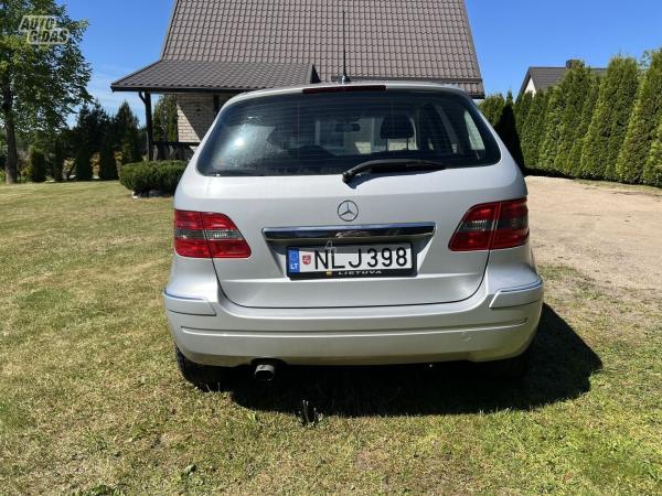 Grey Mercedes-Benz B 180 2006 in Mazeikiai, with an engine capacity of 2.00 L and mileage of 197 thousand km for 2300 €, photo 3 on AUTOMOTO.COM.LV