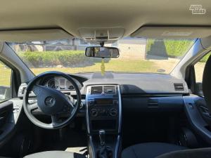 Grey Mercedes-Benz B 180 2006 in Mazeikiai, with an engine capacity of 2.00 L and mileage of 197 thousand km for 2300 €, photo 14 on AUTOMOTO.COM.LV