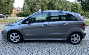 Grey Mercedes-Benz B 180 2006 in Siauliai, with an engine capacity of 2.00 L and mileage of 313 thousand km for 2690 €, photo 10 on AUTOMOTO.COM.LV