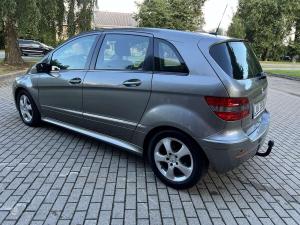Grey Mercedes-Benz B 180 2006 in Siauliai, with an engine capacity of 2.00 L and mileage of 313 thousand km for 2690 €, photo 11 on AUTOMOTO.COM.LV