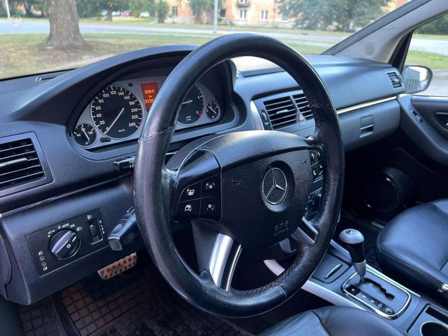 Grey Mercedes-Benz B 180 2006 in Siauliai, with an engine capacity of 2.00 L and mileage of 313 thousand km for 2690 €, photo 15 on AUTOMOTO.COM.LV