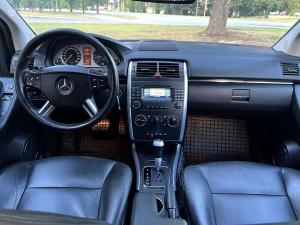 Grey Mercedes-Benz B 180 2006 in Siauliai, with an engine capacity of 2.00 L and mileage of 313 thousand km for 2690 €, photo 17 on AUTOMOTO.COM.LV