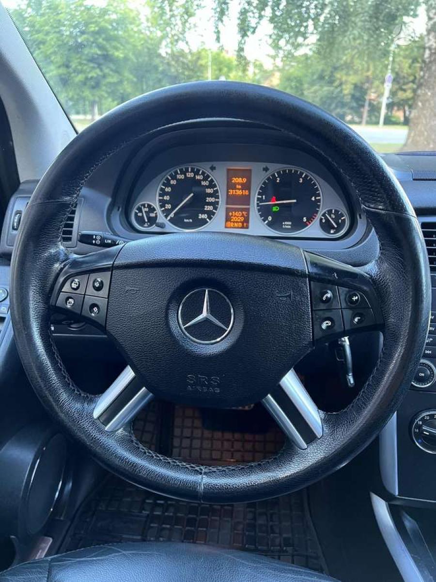 Grey Mercedes-Benz B 180 2006 in Siauliai, with an engine capacity of 2.00 L and mileage of 313 thousand km for 2690 €, photo 26 on AUTOMOTO.COM.LV