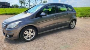 Grey Mercedes-Benz B 180 2008 in Kaunas, with an engine capacity of 1.99 L and mileage of 200 thousand km for 2690 €, photo 3 on AUTOMOTO.COM.LV
