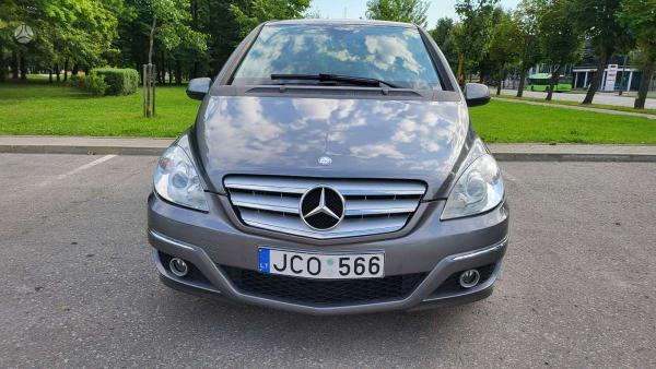 Pelēks Mercedes-Benz B 180 2008 Kauņa, ar dzinēja tilpumu 1.99 L un nobraukumu 200 tūkst. km par 2690 €, foto 3 vietnē AUTOMOTO.COM.LV