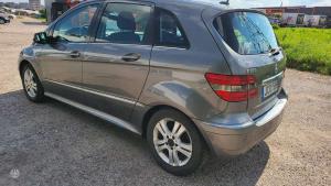 Grey Mercedes-Benz B 180 2008 in Kaunas, with an engine capacity of 1.99 L and mileage of 200 thousand km for 2690 €, photo 5 on AUTOMOTO.COM.LV