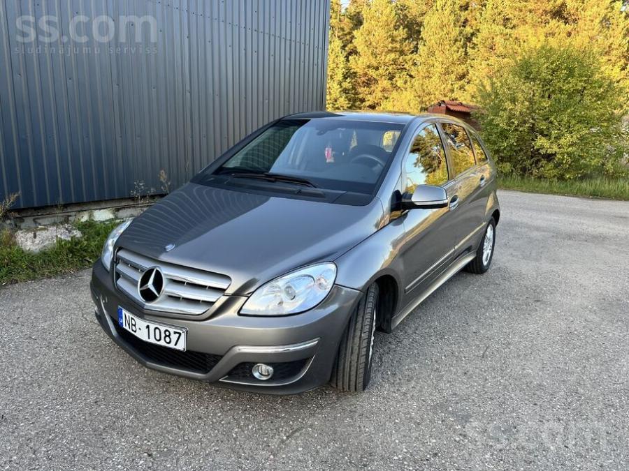 Grey Mercedes-Benz B 180 2008 in Jekabpils, with an engine capacity of 2.00 L and mileage of 169 thousand km for 2900 €, photo 1 on AUTOMOTO.COM.LV