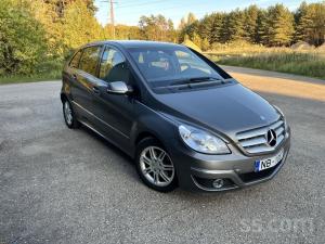 Grey Mercedes-Benz B 180 2008 in Jekabpils, with an engine capacity of 2.00 L and mileage of 169 thousand km for 2900 €, photo 3 on AUTOMOTO.COM.LV