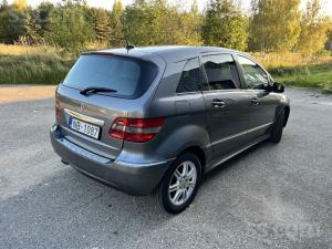 Grey Mercedes-Benz B 180 2008 in Jekabpils, with an engine capacity of 2.00 L and mileage of 169 thousand km for 2900 €, photo 4 on AUTOMOTO.COM.LV