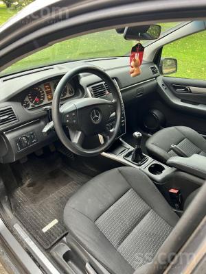 Grey Mercedes-Benz B 180 2008 in Jekabpils, with an engine capacity of 2.00 L and mileage of 169 thousand km for 2900 €, photo 7 on AUTOMOTO.COM.LV