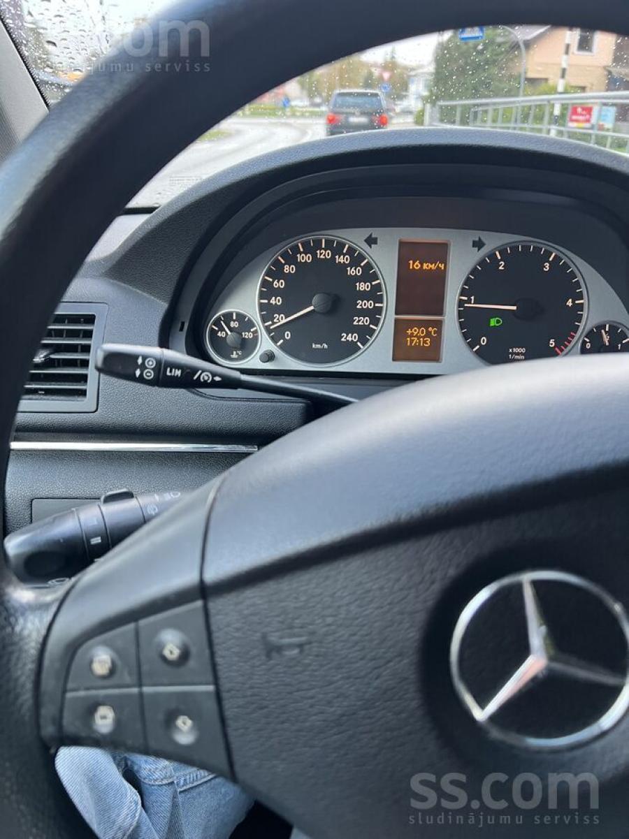 Grey Mercedes-Benz B 180 2008 in Jekabpils, with an engine capacity of 2.00 L and mileage of 169 thousand km for 2900 €, photo 12 on AUTOMOTO.COM.LV