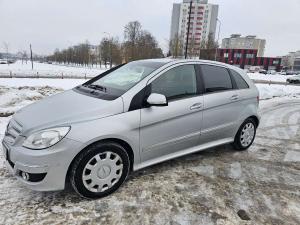 Pelēks Mercedes-Benz B 180 2009 Kauņa, ar dzinēja tilpumu 1.99 L un nobraukumu 288 tūkst. km par 3550 €, foto 3 vietnē AUTOMOTO.COM.LV