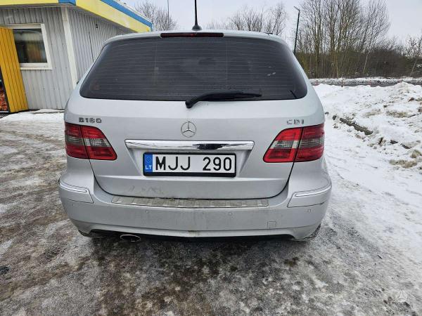 Grey Mercedes-Benz B 180 2009 in Kaunas, with an engine capacity of 1.99 L and mileage of 288 thousand km for 3550 €, photo 8 on AUTOMOTO.COM.LV
