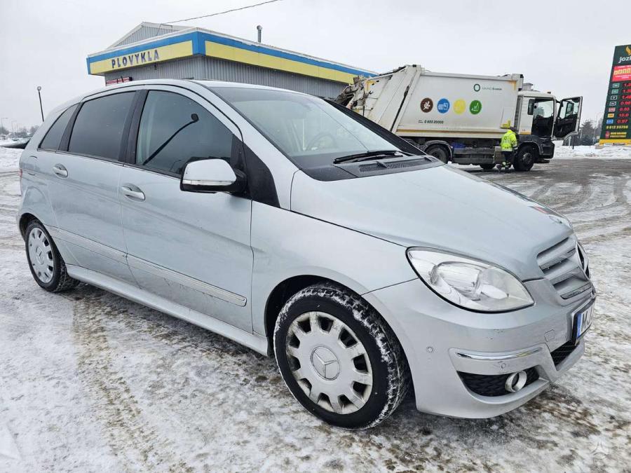 Pelēks Mercedes-Benz B 180 2009 Kauņa, ar dzinēja tilpumu 1.99 L un nobraukumu 288 tūkst. km par 3550 €, foto 10 vietnē AUTOMOTO.COM.LV