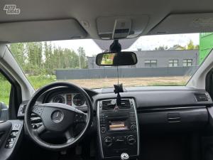 Pelēks Mercedes-Benz B 180 2009 Kauņa, ar dzinēja tilpumu 2.00 L un nobraukumu 270 tūkst. km par 1850 €, foto 10 vietnē AUTOMOTO.COM.LV