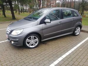 Grey Mercedes-Benz B 180 2010 in Kaunas, with an engine capacity of 1.99 L and mileage of 215 thousand km for 2750 €, photo 3 on AUTOMOTO.COM.LV