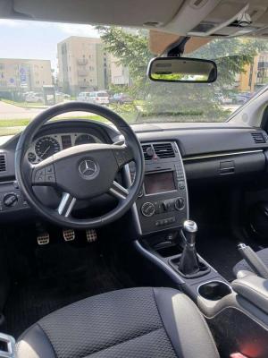 Grey Mercedes-Benz B 180 2010 in Marijampole, with an engine capacity of 1.99 L and mileage of 124 thousand km for 3800 €, photo 11 on AUTOMOTO.COM.LV