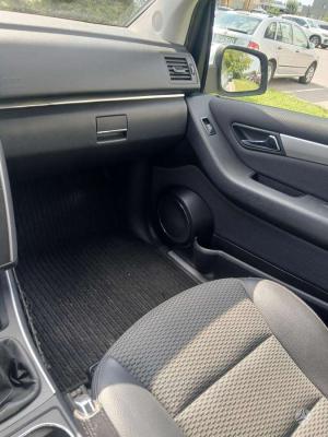 Grey Mercedes-Benz B 180 2010 in Marijampole, with an engine capacity of 1.99 L and mileage of 124 thousand km for 3800 €, photo 17 on AUTOMOTO.COM.LV