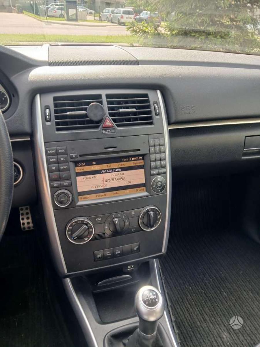 Grey Mercedes-Benz B 180 2010 in Marijampole, with an engine capacity of 1.99 L and mileage of 124 thousand km for 3800 €, photo 18 on AUTOMOTO.COM.LV