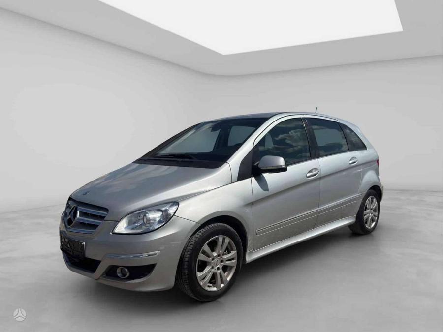 Pelēks Mercedes-Benz B 180 2011 Kauņa, ar dzinēja tilpumu 0.00 L un nobraukumu 211 tūkst. km par 4390 €, foto 1 vietnē AUTOMOTO.COM.LV