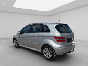 Pelēks Mercedes-Benz B 180 2011 Kauņa, ar dzinēja tilpumu 0.00 L un nobraukumu 211 tūkst. km par 4390 €, foto 5 vietnē AUTOMOTO.COM.LV