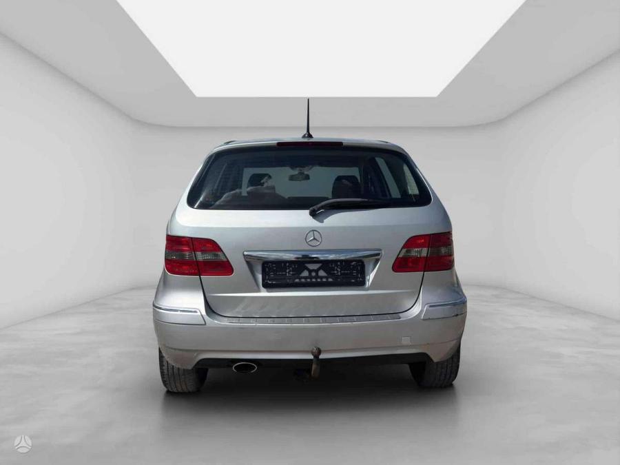 Pelēks Mercedes-Benz B 180 2011 Kauņa, ar dzinēja tilpumu 0.00 L un nobraukumu 211 tūkst. km par 4390 €, foto 6 vietnē AUTOMOTO.COM.LV