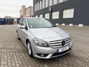 Pelēks Mercedes-Benz B 180 2012 Tauragė, ar dzinēja tilpumu 1.80 L un nobraukumu 239 tūkst. km par 5499 €, foto  vietnē AUTOMOTO.COM.LV