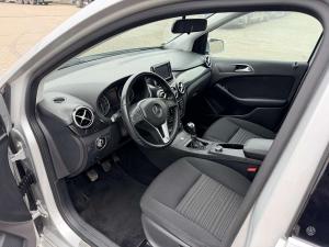 Pelēks Mercedes-Benz B 180 2012 Tauragė, ar dzinēja tilpumu 1.80 L un nobraukumu 239 tūkst. km par 5499 €, foto 17 vietnē AUTOMOTO.COM.LV