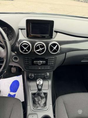 Pelēks Mercedes-Benz B 180 2012 Tauragė, ar dzinēja tilpumu 1.80 L un nobraukumu 239 tūkst. km par 5499 €, foto 18 vietnē AUTOMOTO.COM.LV